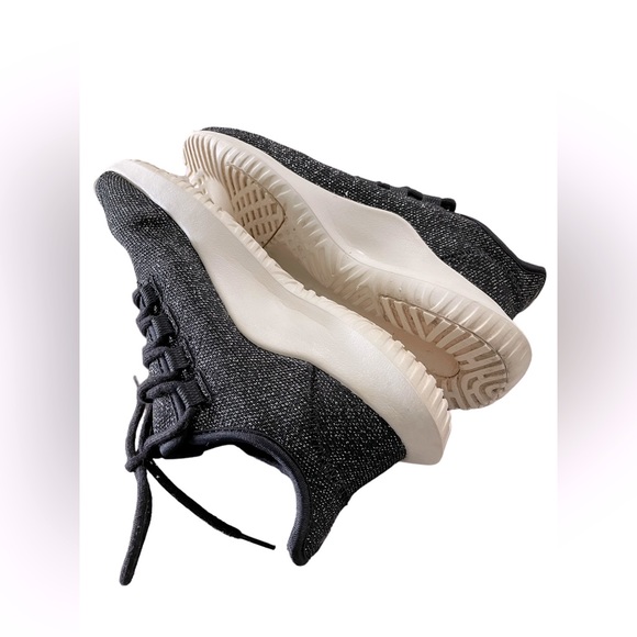 adidas | Shoes | Adidas Aph 2801 Womens Black With Silver Glitter ...